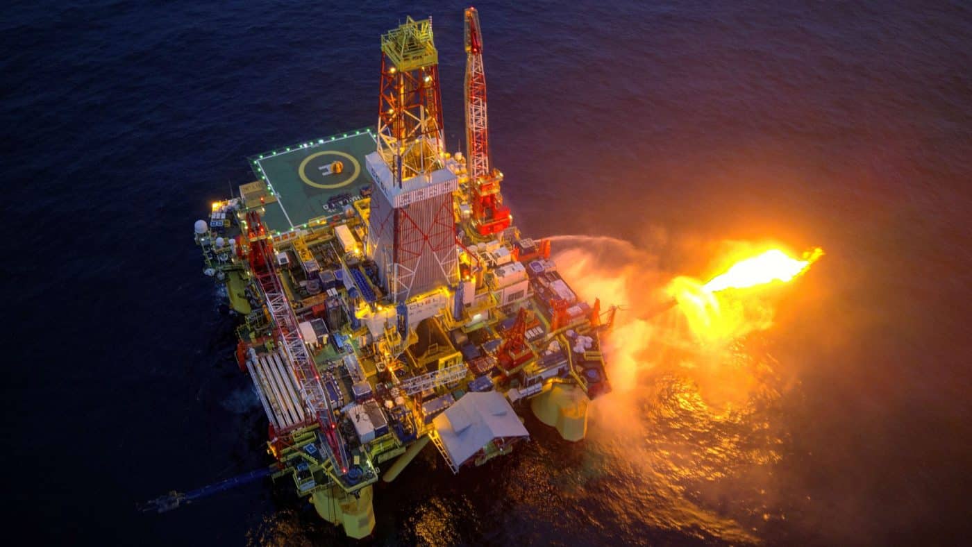 Επιθέσεις σε εξέδρες πετρελαίου στην Κριμαία - Enalios